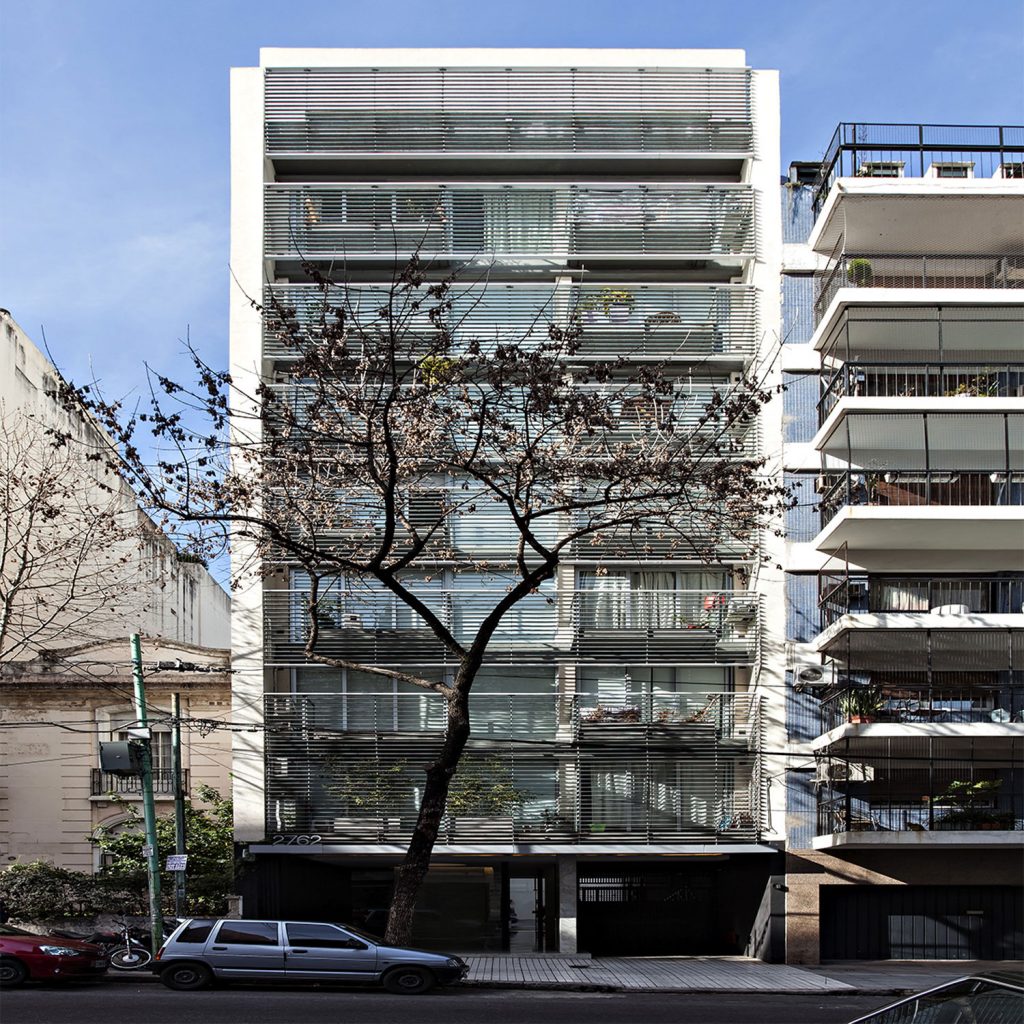 Edificio José Hernandez / German Hauser, Daniela Ziblat - Arquimaster